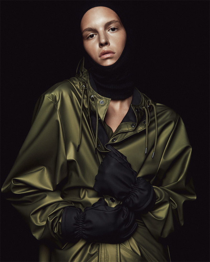 Rains® Officiel Webshop | Køb regntøj, outerwear & tasker