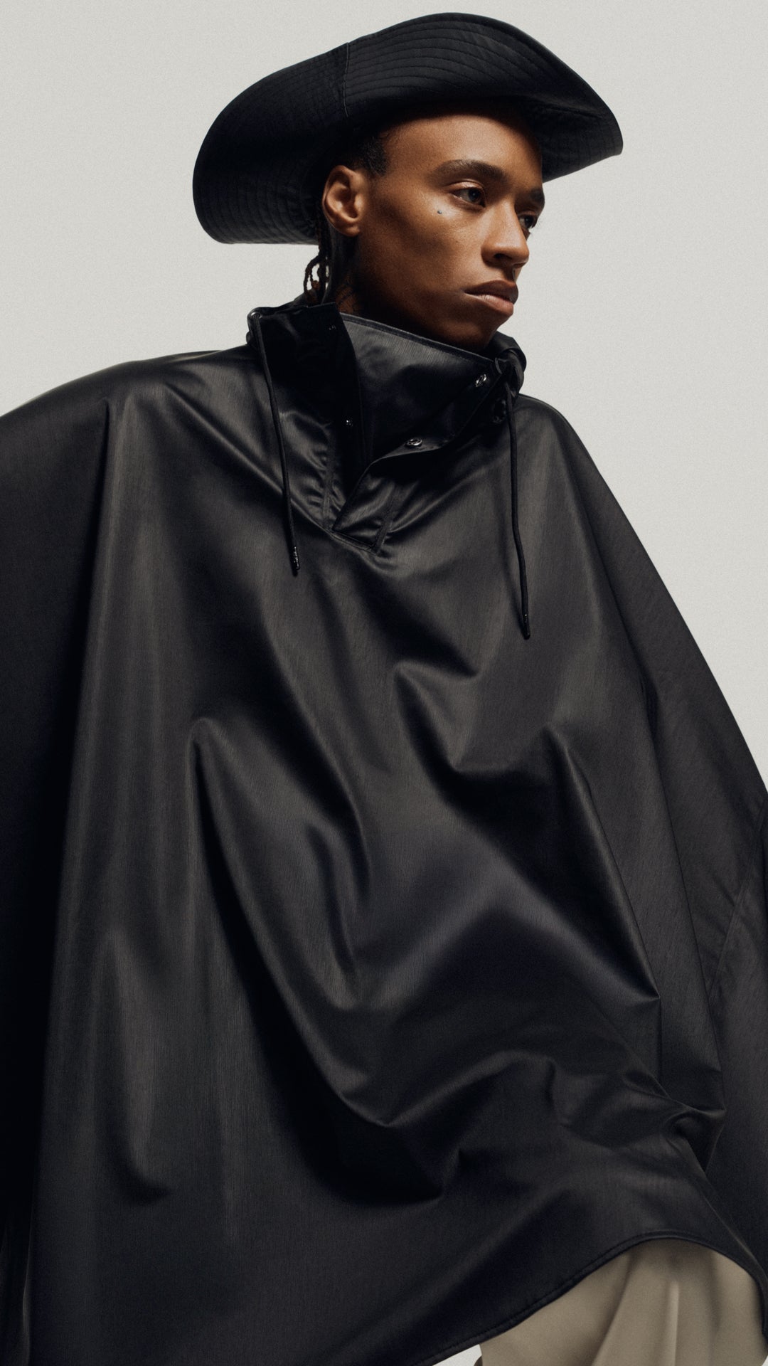 Rains® Officiel Webshop | Køb regntøj, outerwear & tasker