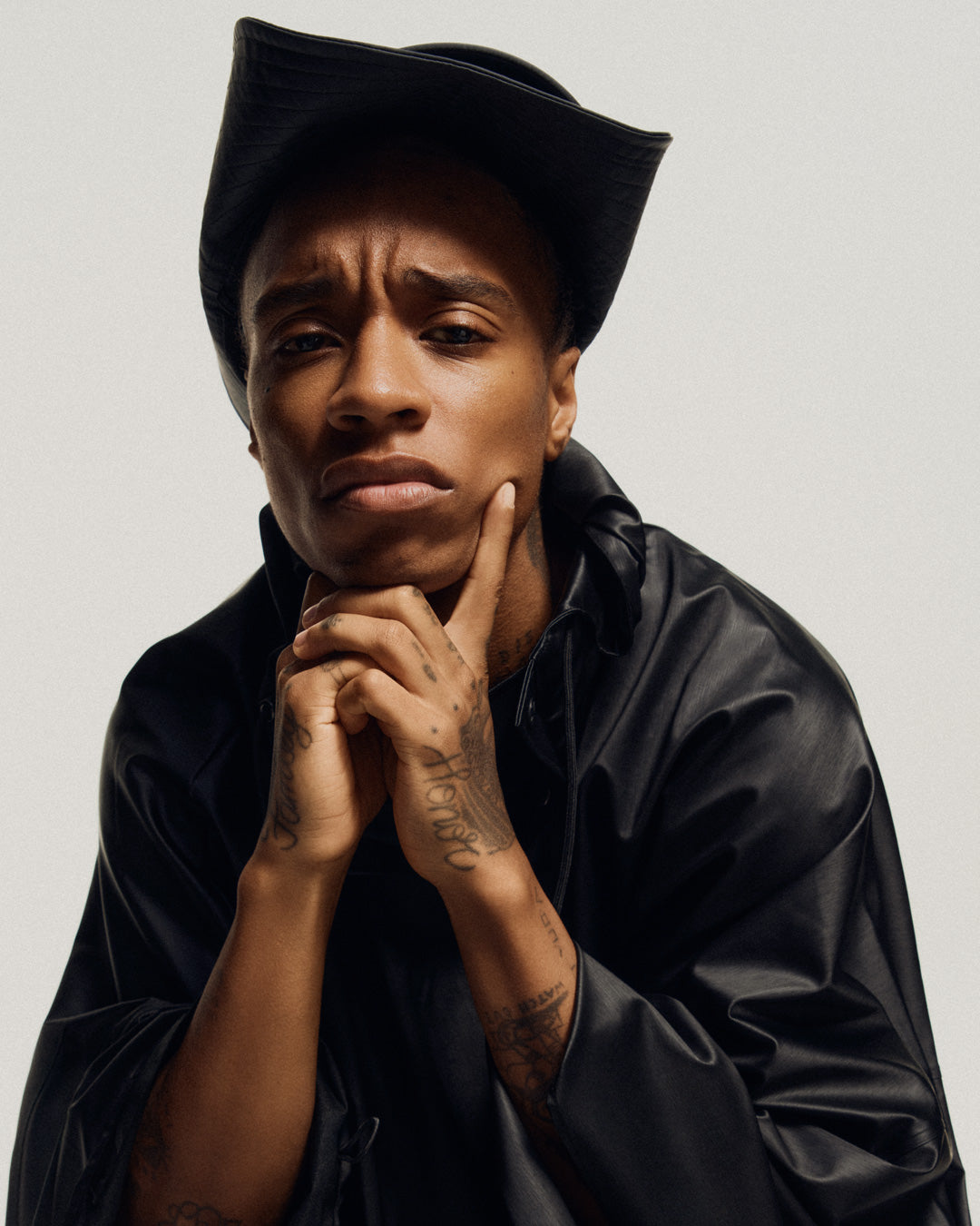 Rains® Officiel Webshop | Køb regntøj, outerwear & tasker